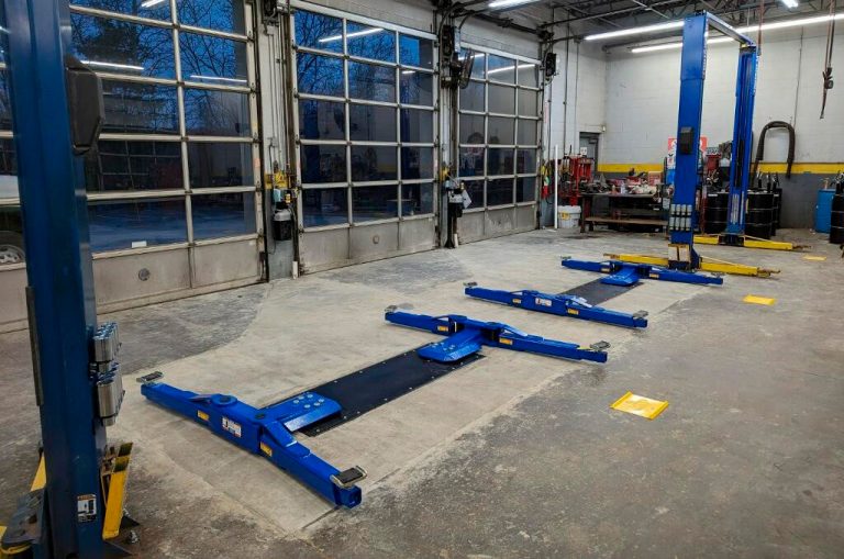 Automotive Lift Services - WOC Maintenance